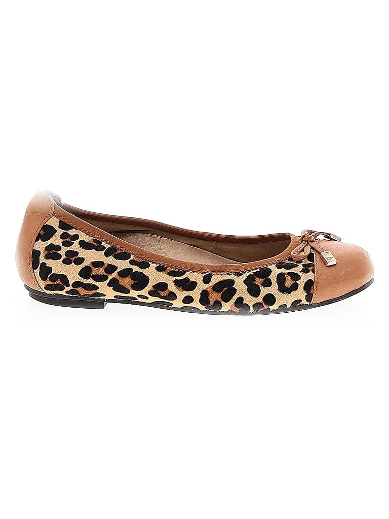 Vionic Animal Print Brown Flats Size 6 - 60% off | ThredUp