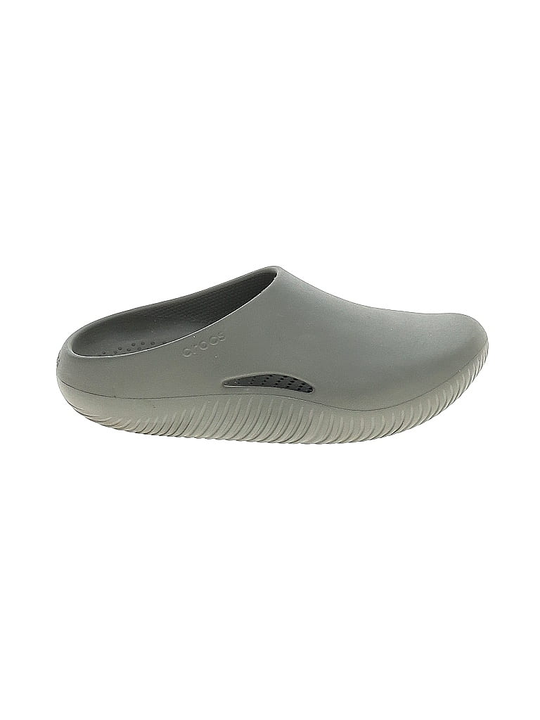 Crocs Gray Mule/Clog Size 8 - 50% off | ThredUp