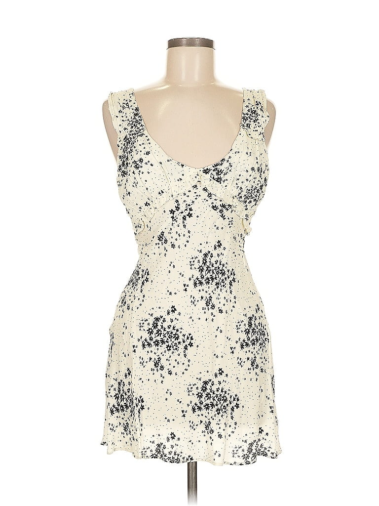 Vrg Grl Graphic Ivory Cocktail Dress Size 8 - 69% off | ThredUp