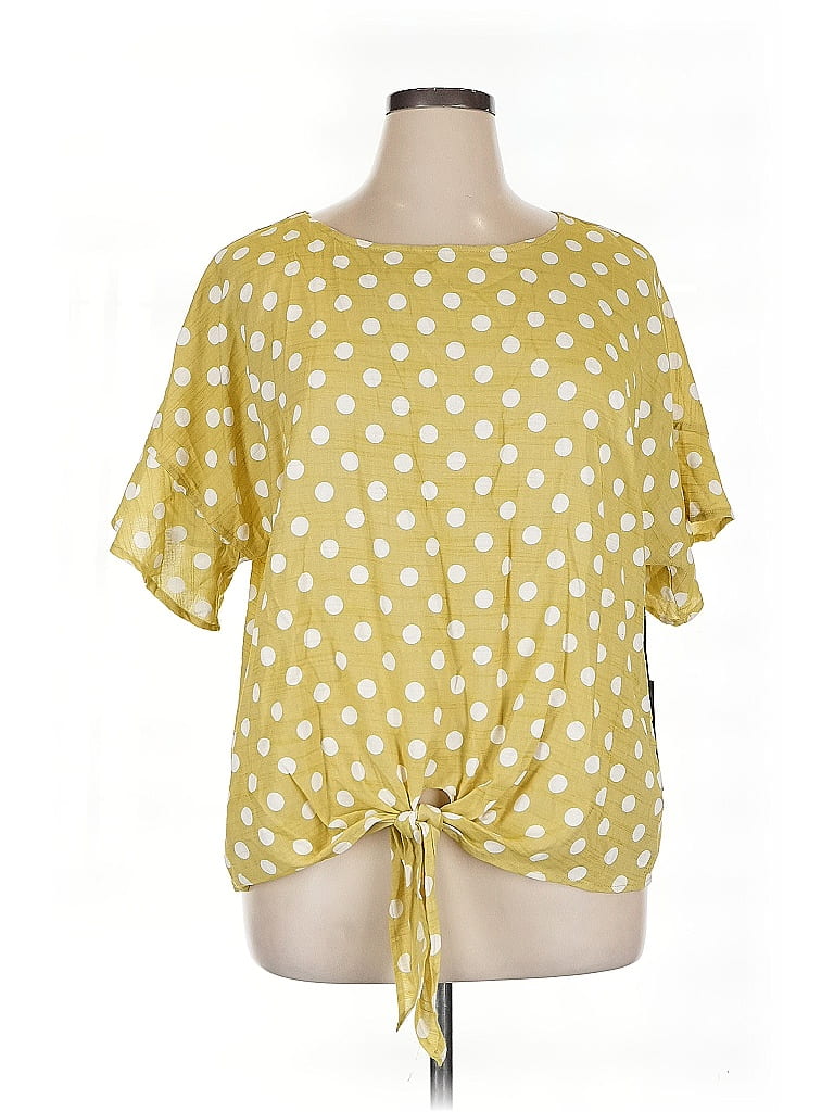 Doe & Rae Yellow Short Sleeve Blouse Size 1X - 42% off | ThredUp