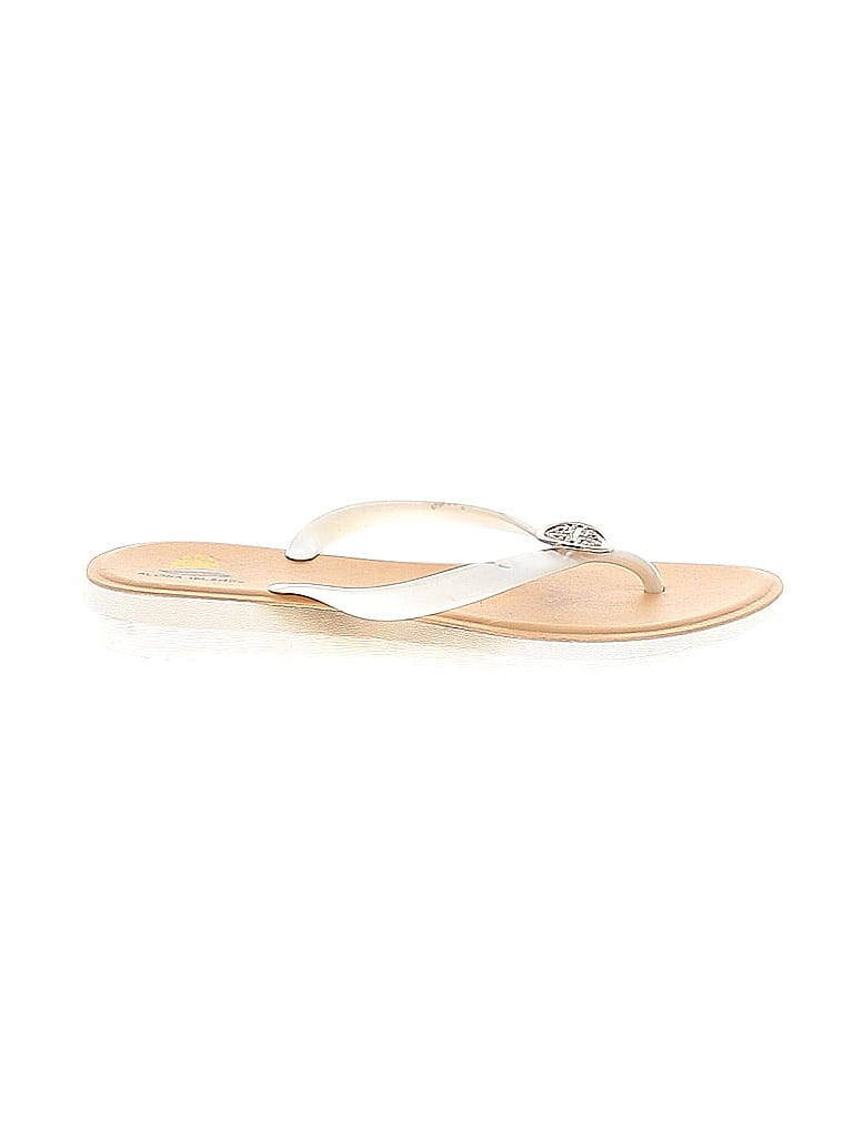 Assorted Brands Ivory White Flip Flops Size 9 - 52% off | ThredUp