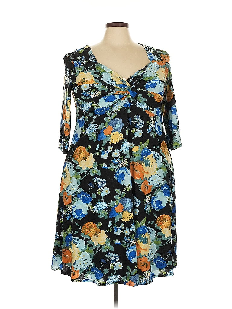 Lucie Lu Print Blue Casual Dress Size 3X - 56% off | ThredUp