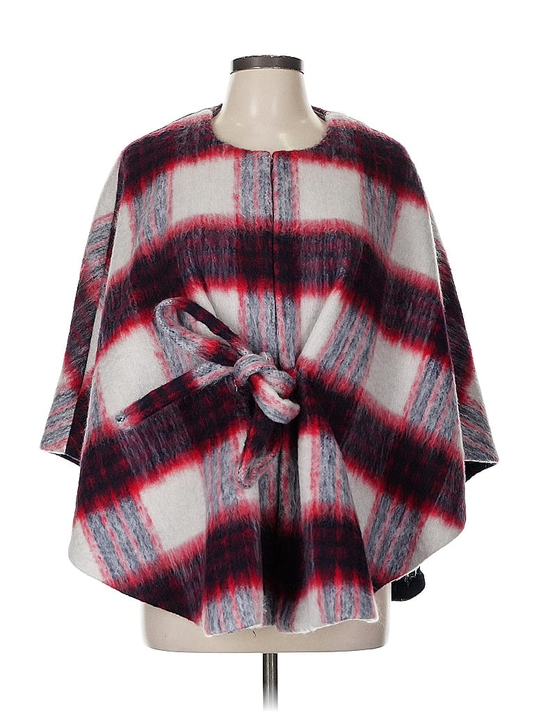 Andersen & Lauth Red Poncho One size - 73% off | ThredUp
