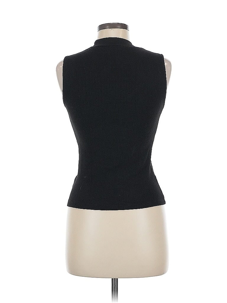 Subdued Women’s Clothing On Sale Up To 90% Off Retail | ThredUp