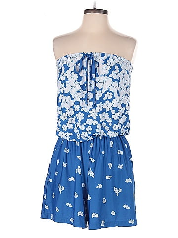 CW Classics Women’s Clothing On Sale Up To 90% Off Retail | ThredUp