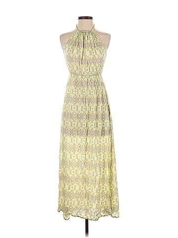 GILLIA Women’s Clothing On Sale Up To 90% Off Retail | ThredUp