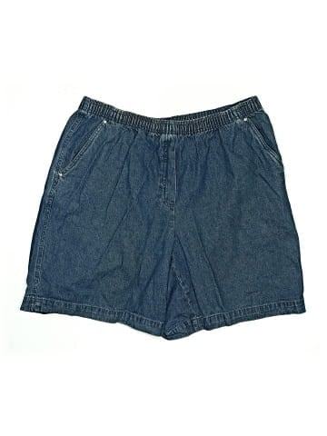 Studio Works Plus-Size Shorts On Sale Up To 90% Off Retail | ThredUp