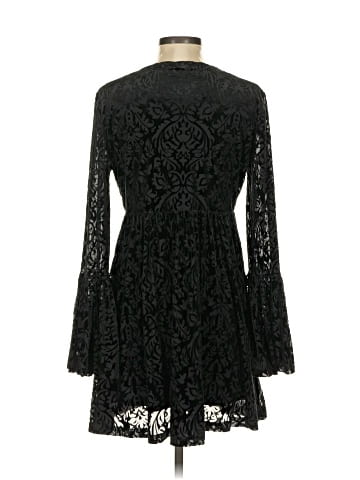 The Pyramid Collection Women’s Clothing On Sale Up To 90% Off Retail ...