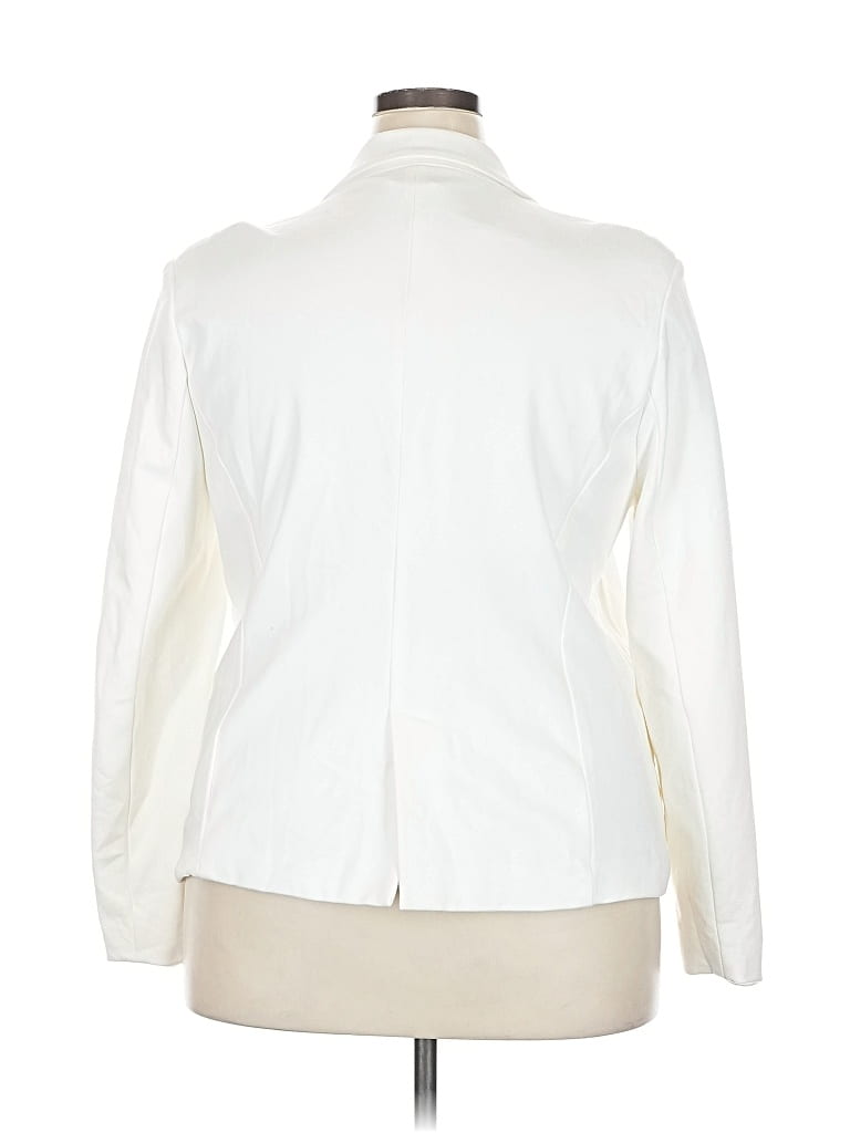 Versona Women’s Clothing On Sale Up To 90% Off Retail | ThredUp