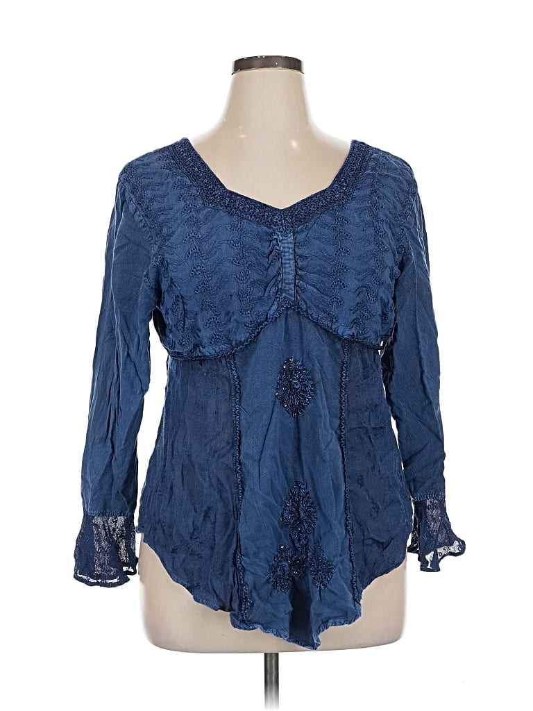 The Pyramid Collection Women’s Clothing On Sale Up To 90% Off Retail ...