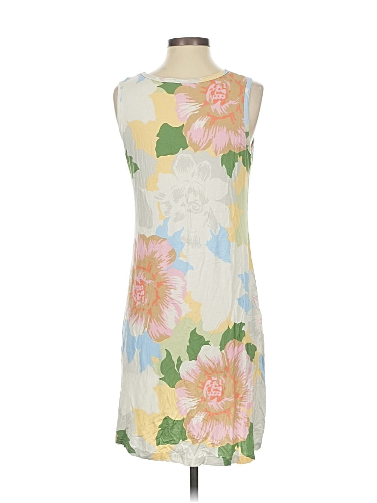 Serra Women’s Clothing On Sale Up To 90% Off Retail | ThredUp