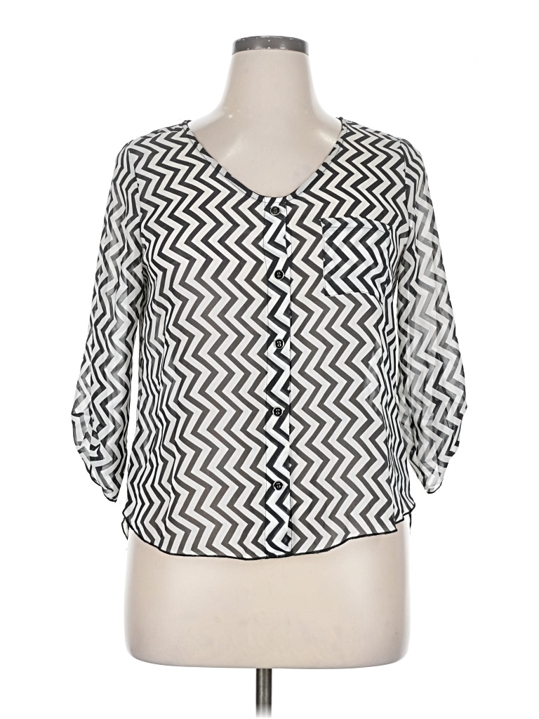 Poetry Women’s Clothing On Sale Up To 90% Off Retail | ThredUp