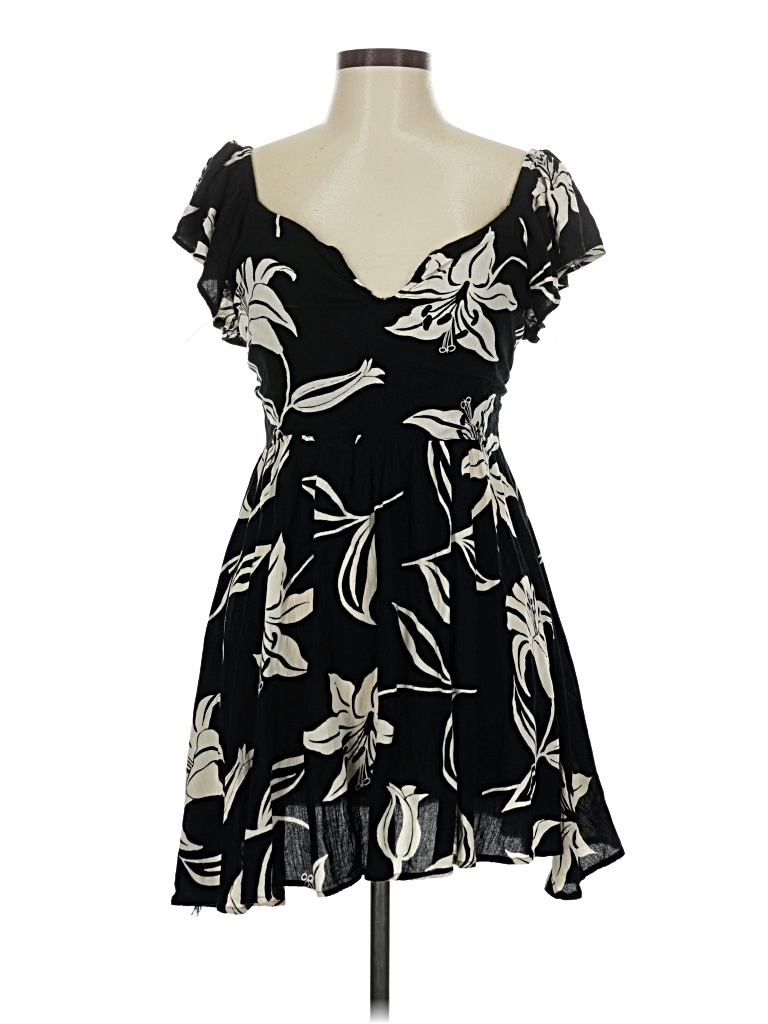 Angie Women’s Clothing On Sale Up To 90% Off Retail | ThredUp