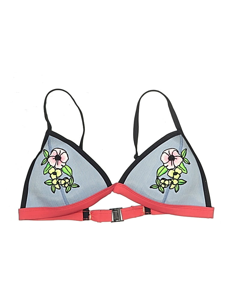 Triangl Women’s Clothing On Sale Up To 90% Off Retail | ThredUp