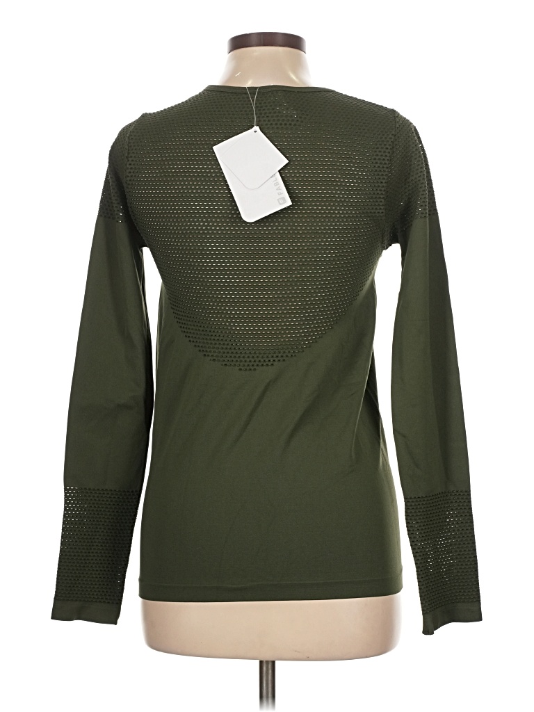 Fabletics Women’s T-Shirts On Sale Up To 90% Off Retail | ThredUp