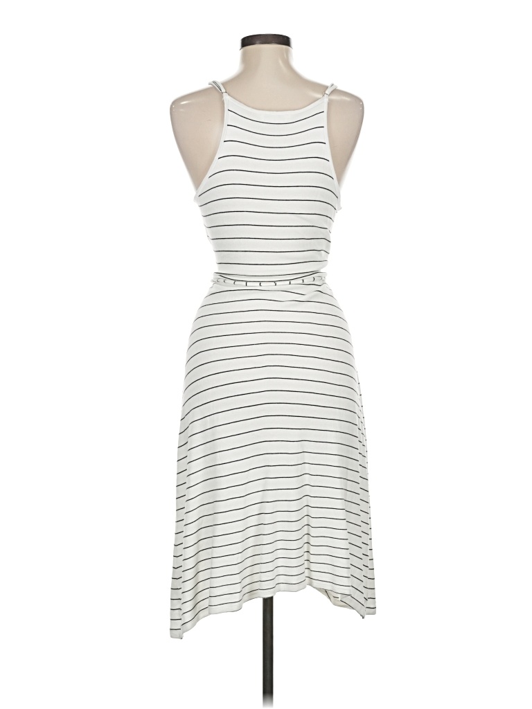 Market and Spruce Women’s Clothing On Sale Up To 90% Off Retail | ThredUp