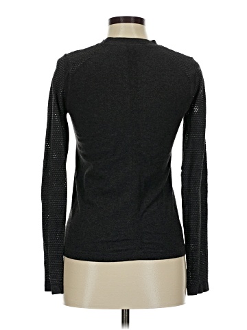 Fabletics Women’s T-Shirts On Sale Up To 90% Off Retail | ThredUp