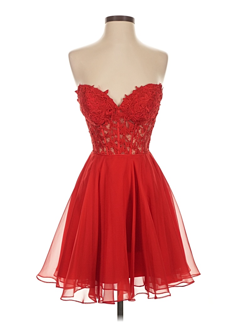 Used Prom Dresses On Sale Up To 90% Off | ThredUp