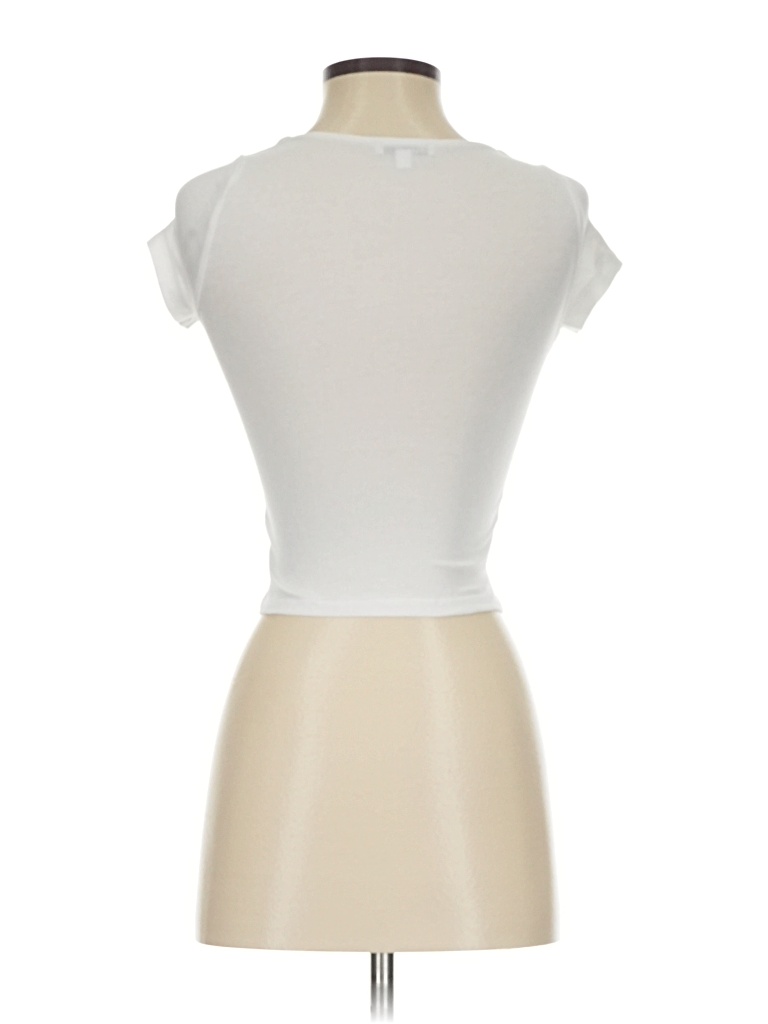 Subdued Women’s Clothing On Sale Up To 90% Off Retail | ThredUp