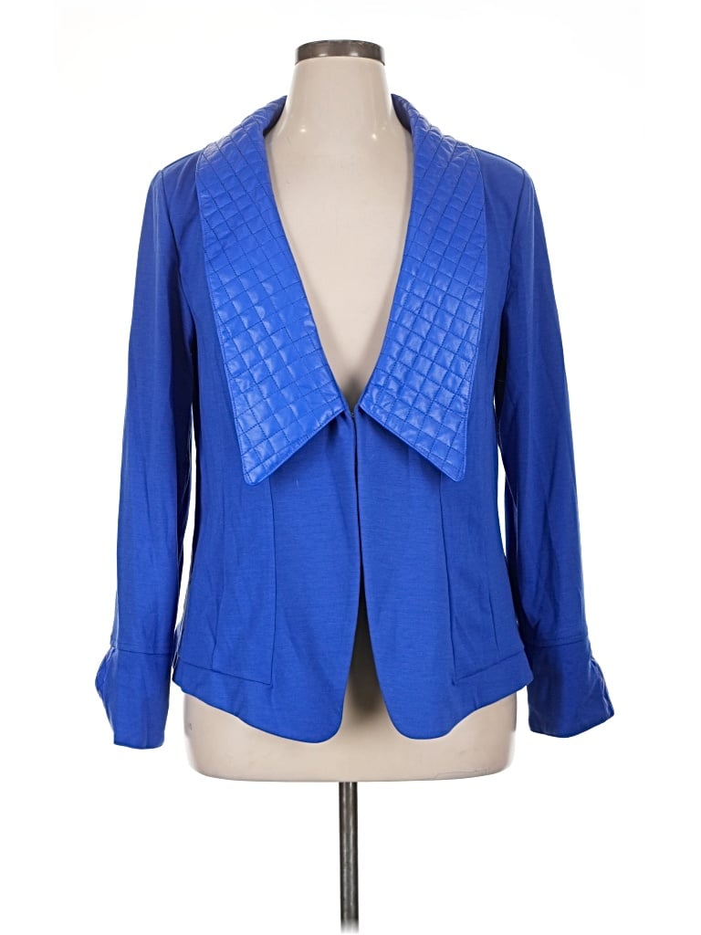 ASHRO Women’s Clothing On Sale Up To 90% Off Retail | ThredUp